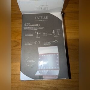 Estelle | Skincare | Estelle Beauty Light Up Trifold Mirror | Poshmark